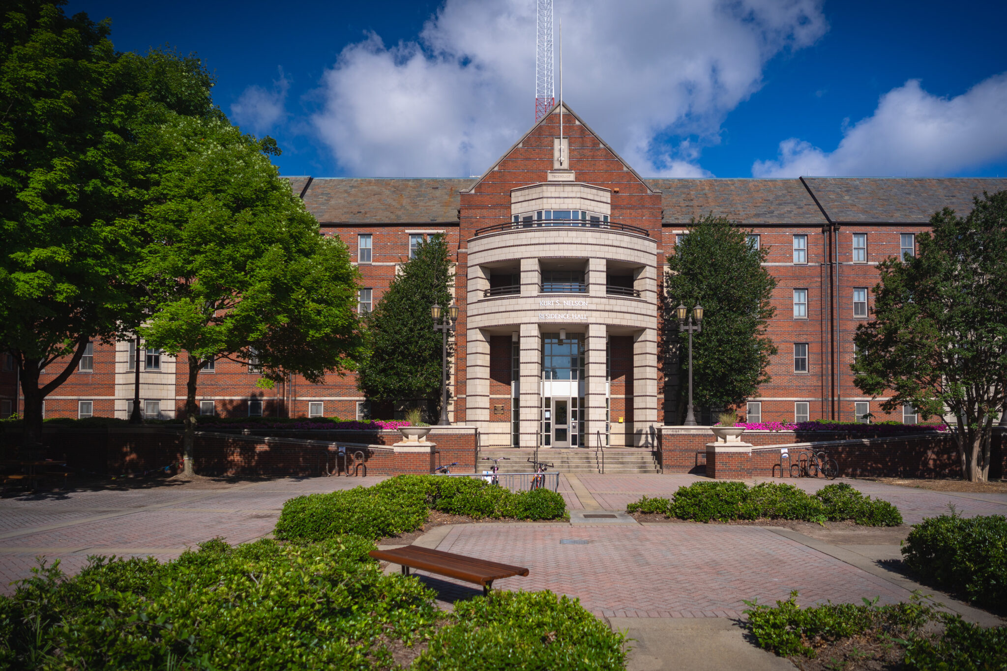 Georgia Tech: Explore Housing Options